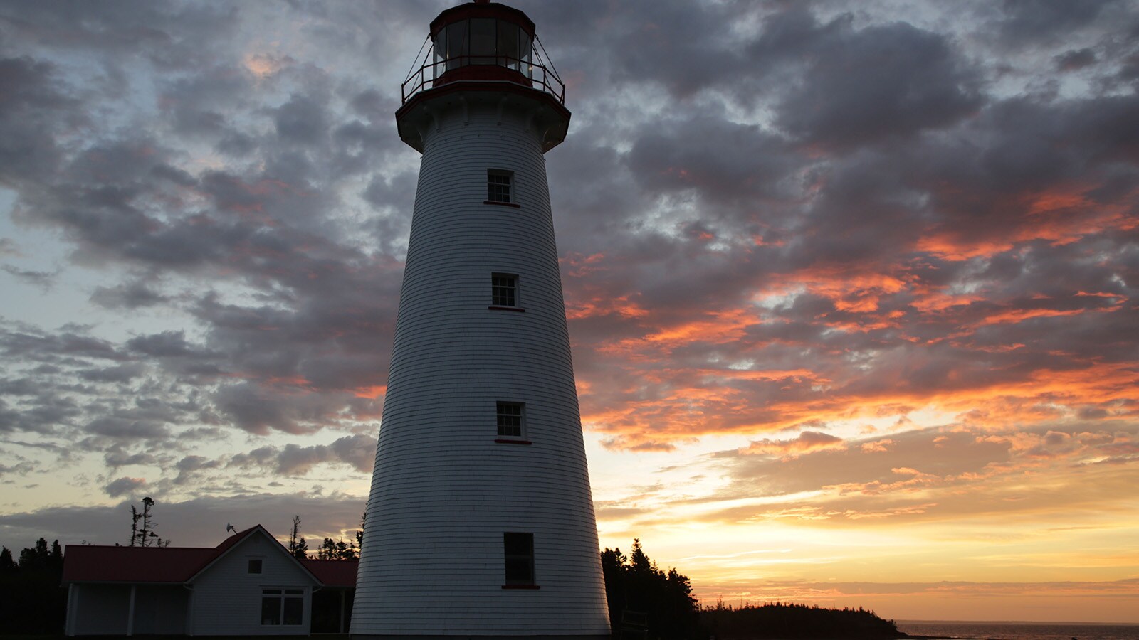 Road Trip to See Prince Edward Island Lighthouses - Pursuits with ...