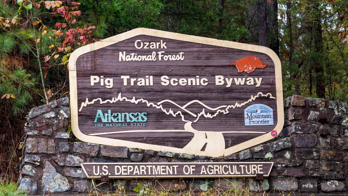 Fall Foliage Road Trip in Arkansas - Pursuits with Enterprise ...